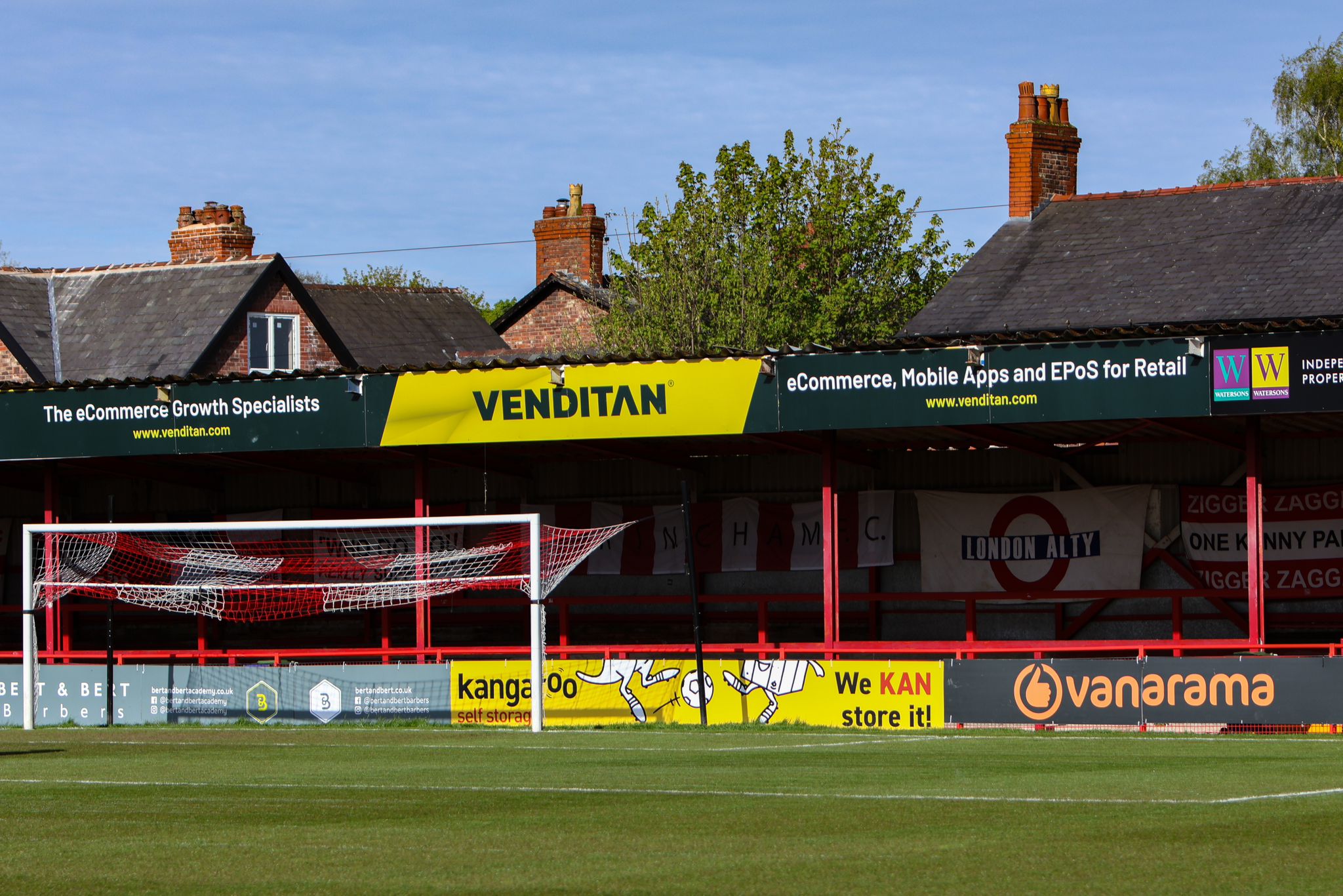 Young Robins fight back twice to earn point – Altrincham FC