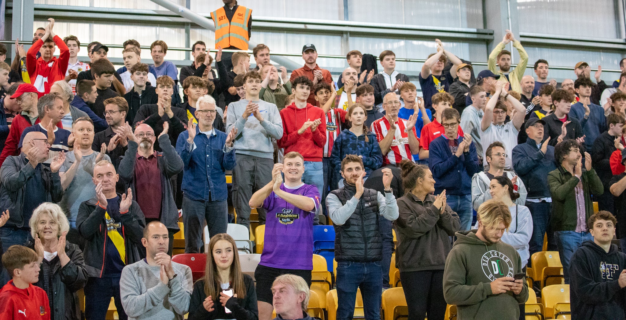 Support the Christmas coach to Bromley – Altrincham FC