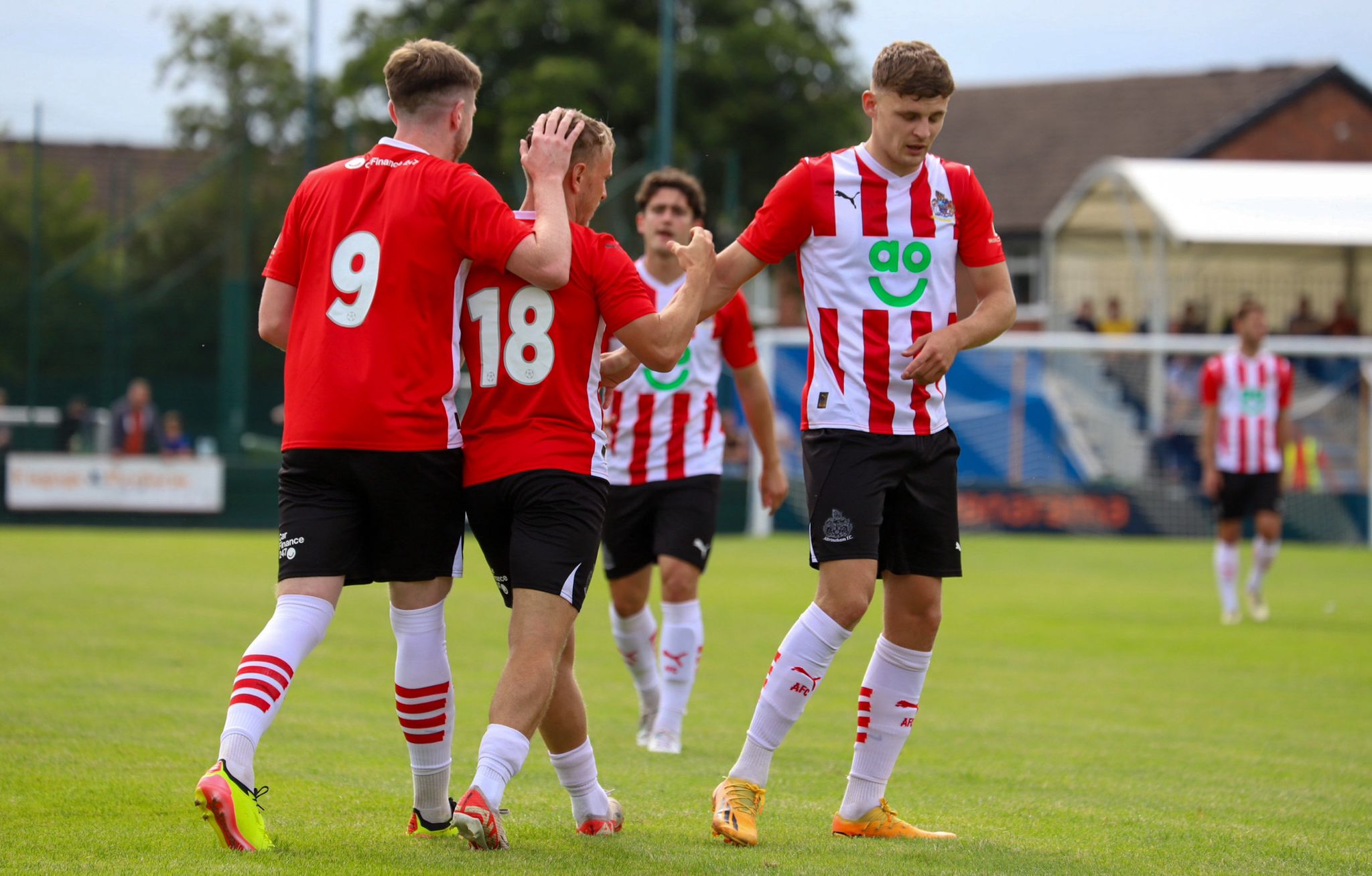Matty and Regan on target again for in-form Robins – Altrincham FC