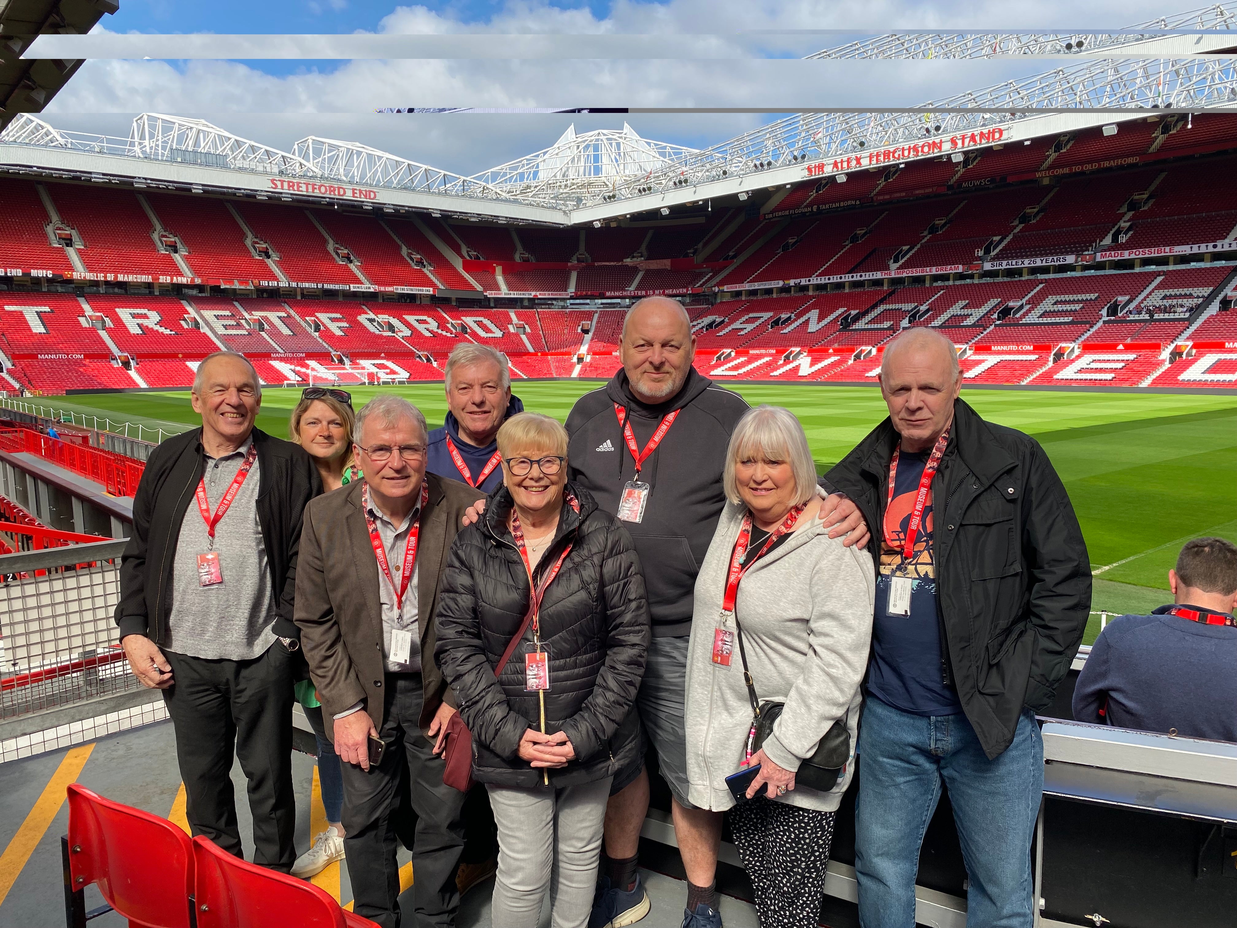 United open their doors to Alty volunteers! – Altrincham FC